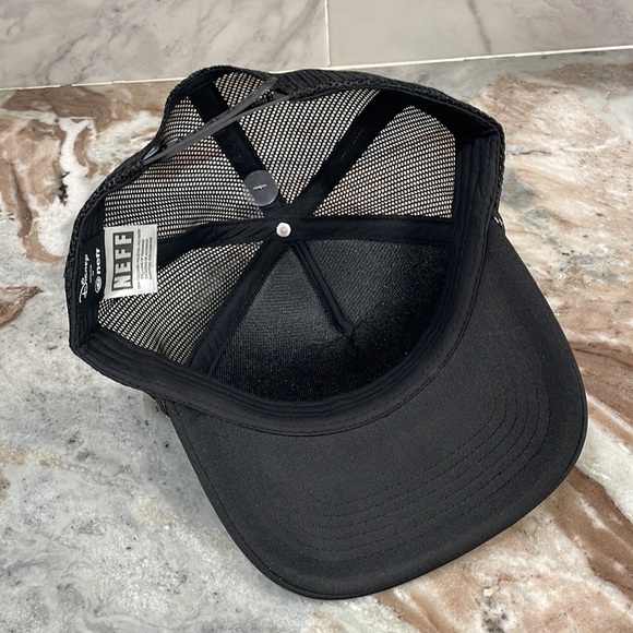 Neff | Accessories | Bnwt Neff Disney Mickey Mouse Black Adult ...